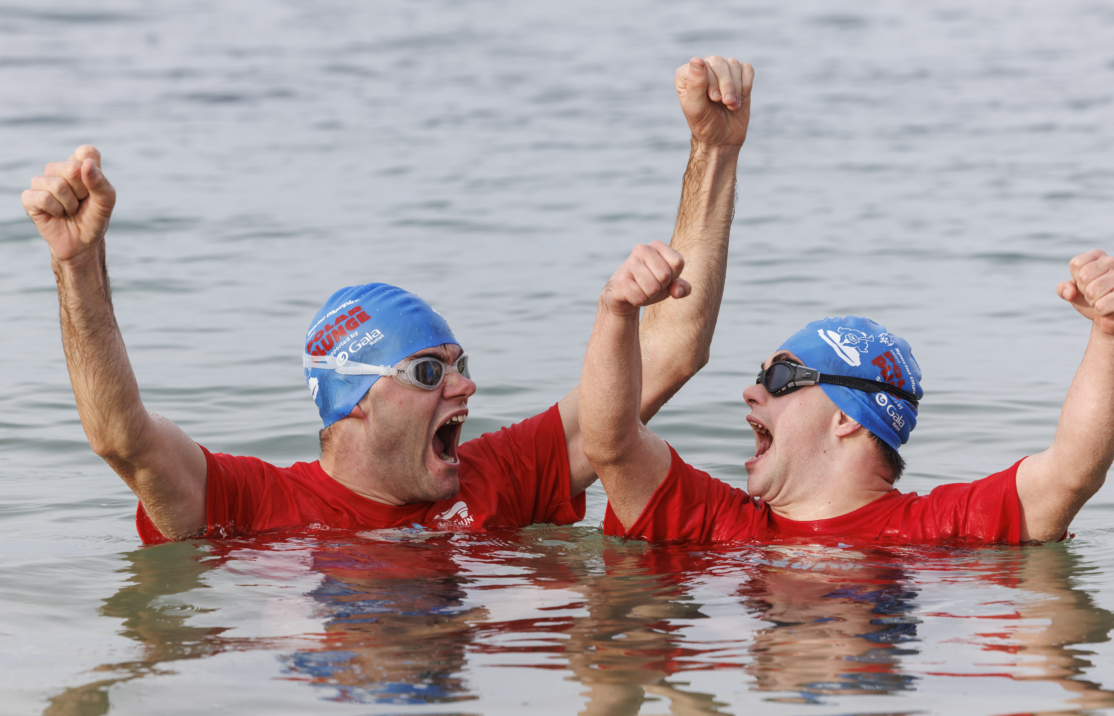 Polar Plunge 2023: Brave brothers make a splash for Special Olympics ...